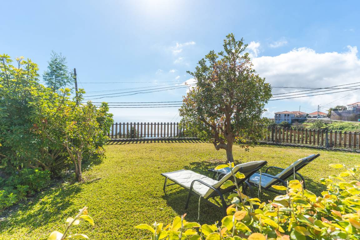 105 M² Ferienhaus ∙ 2 Schlafzimmer ∙ 7 Gäste - Faial