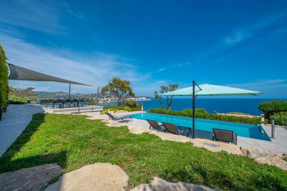 300 M² Villa ∙ 6 Chambres ∙ 14 Personnes - Le Plan-de-la-Tour