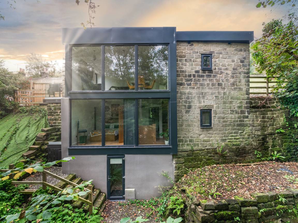 Cottage ∙ 2 Bedrooms ∙ 4 Guests - Ripponden