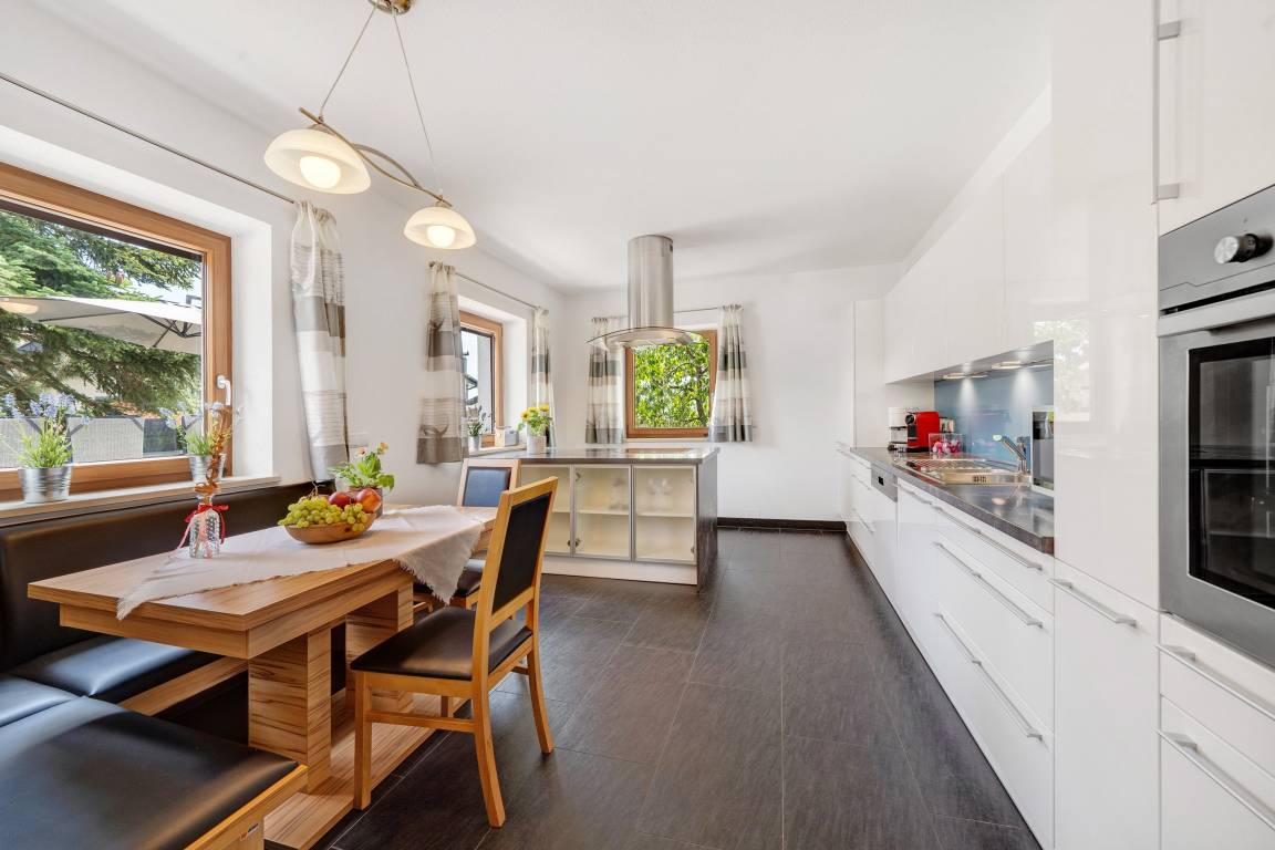 110 M² Ferienhaus ∙ 2 Schlafzimmer ∙ 4 Gäste - Hafling