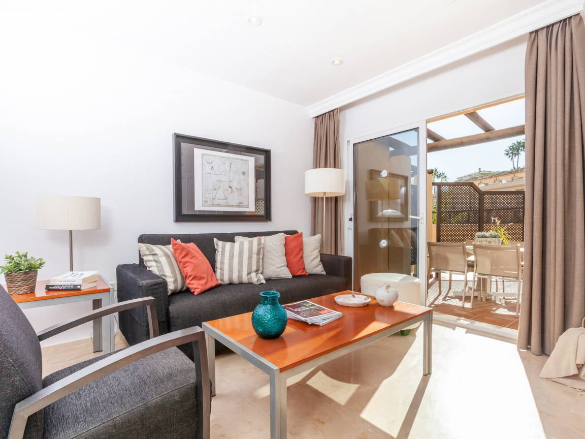 75 M² Casa Rural ∙ 2 Habitaciones ∙ 6 Huéspedes - Fuengirola