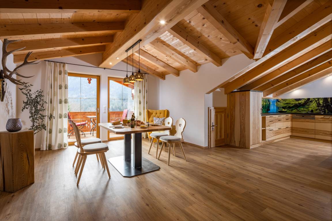 80 M² Ferienwohnung ∙ 2 Gäste - Bischofswiesen