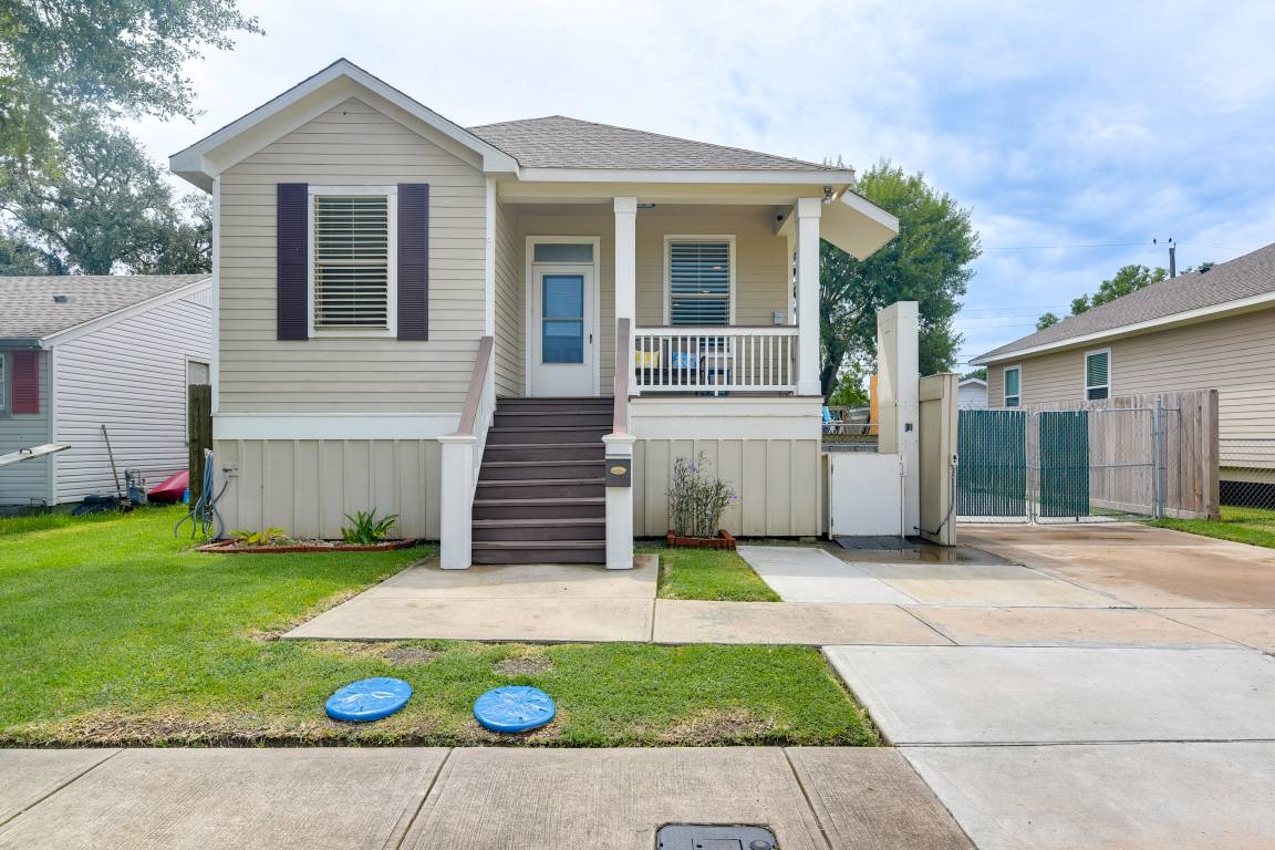 111 M² House ∙ 2 Bedrooms ∙ 4 Guests - Galveston, TX