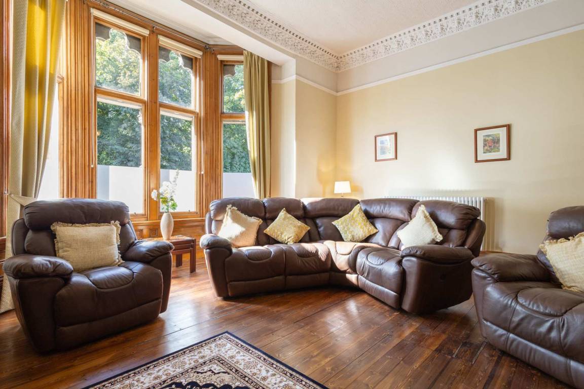 House ∙ 6 Bedrooms ∙ 12 Guests - University of Cumbria