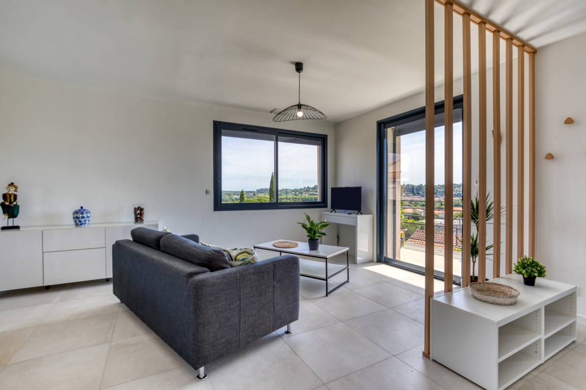 85 M² Villa ∙ 3 Chambres ∙ 6 Personnes - Sommières