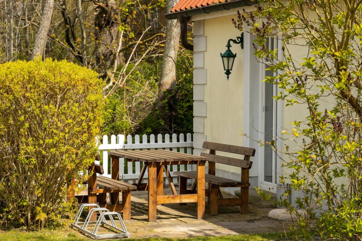 100 M² Ferienhaus ∙ 2 Schlafzimmer ∙ 4 Gäste - Hiddensee