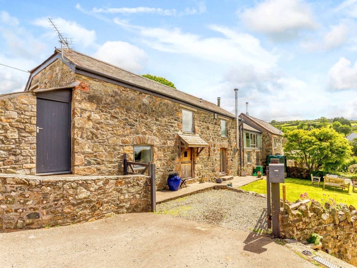 Cottage ∙ 3 Bedrooms ∙ 6 Guests - Tavistock