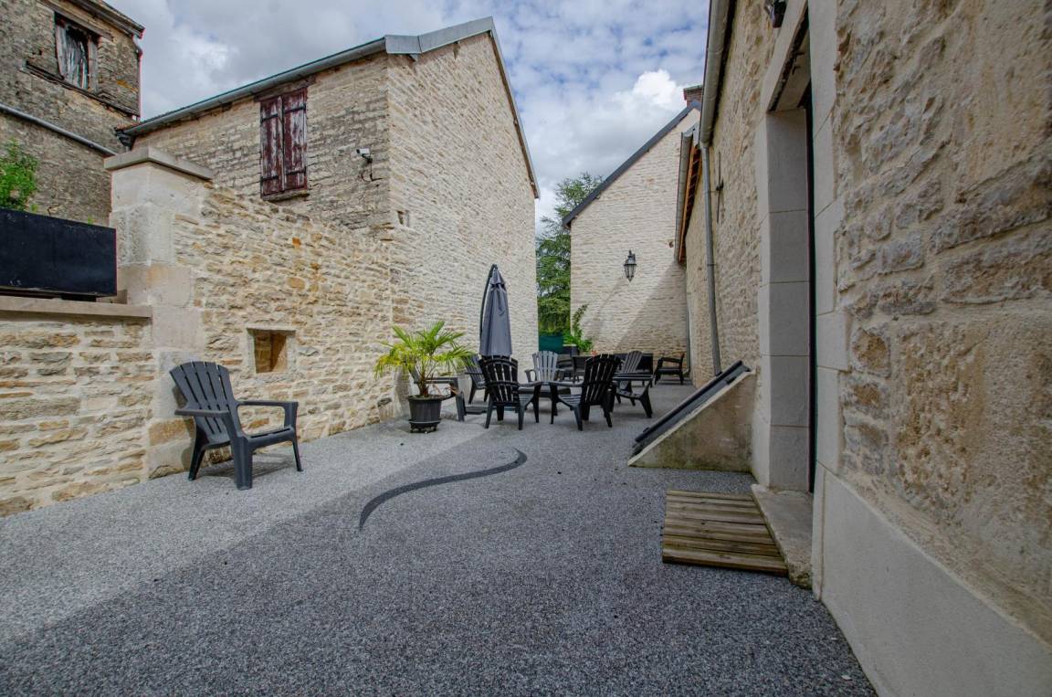 175 M² Gîte ∙ 6 Chambres ∙ 14 Personnes - Aube