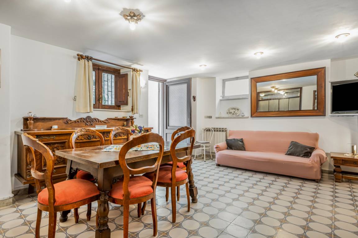 139 M² Apartment ∙ 3 Bedrooms ∙ 8 Guests - Taormina