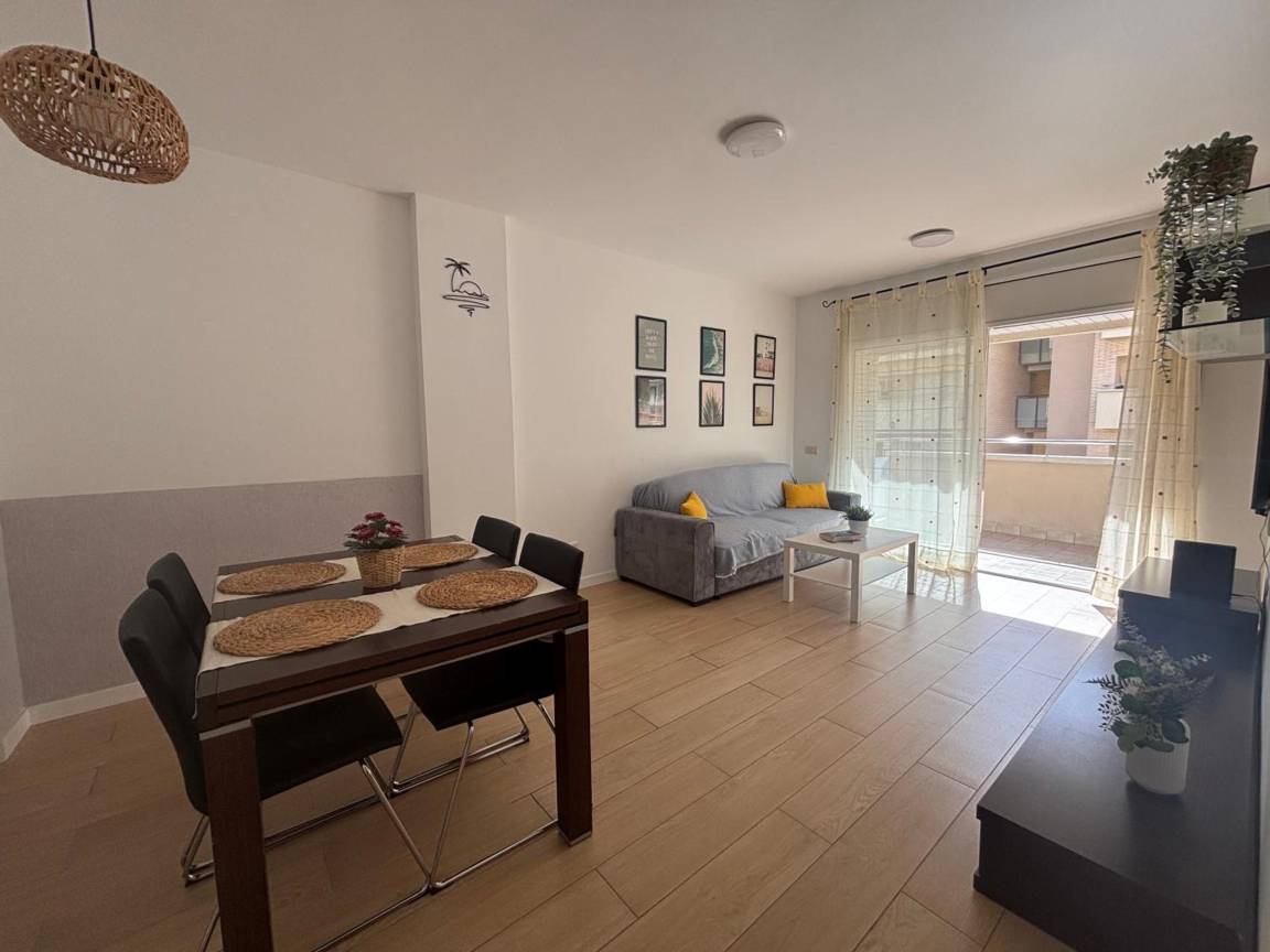 62 M² Ferienwohnung ∙ 3 Schlafzimmer ∙ 6 Gäste - Lloret de Mar