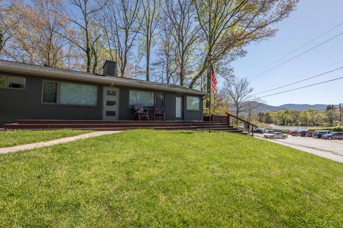 293 M² Casa ∙ 4 Habitaciones ∙ 10 Huéspedes - Black Mountain, NC