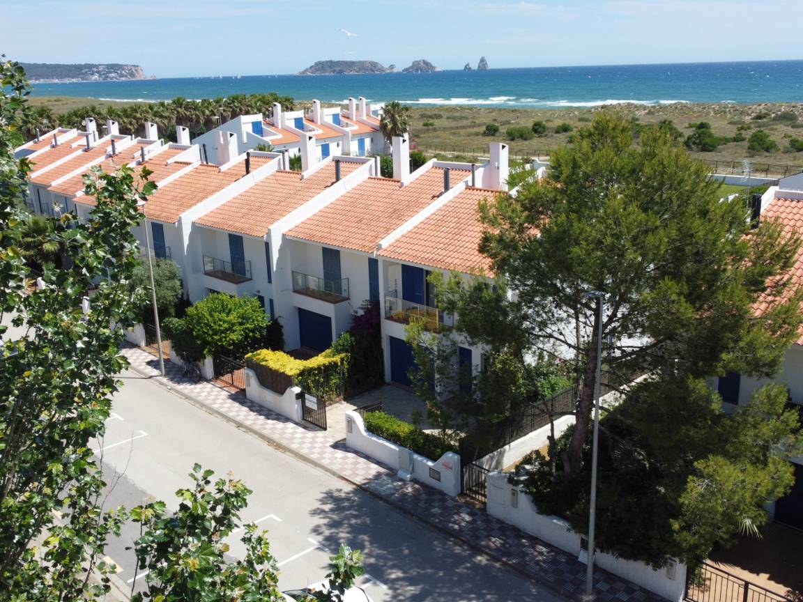 119 M² House ∙ 3 Bedrooms ∙ 6 Guests - L'Estartit