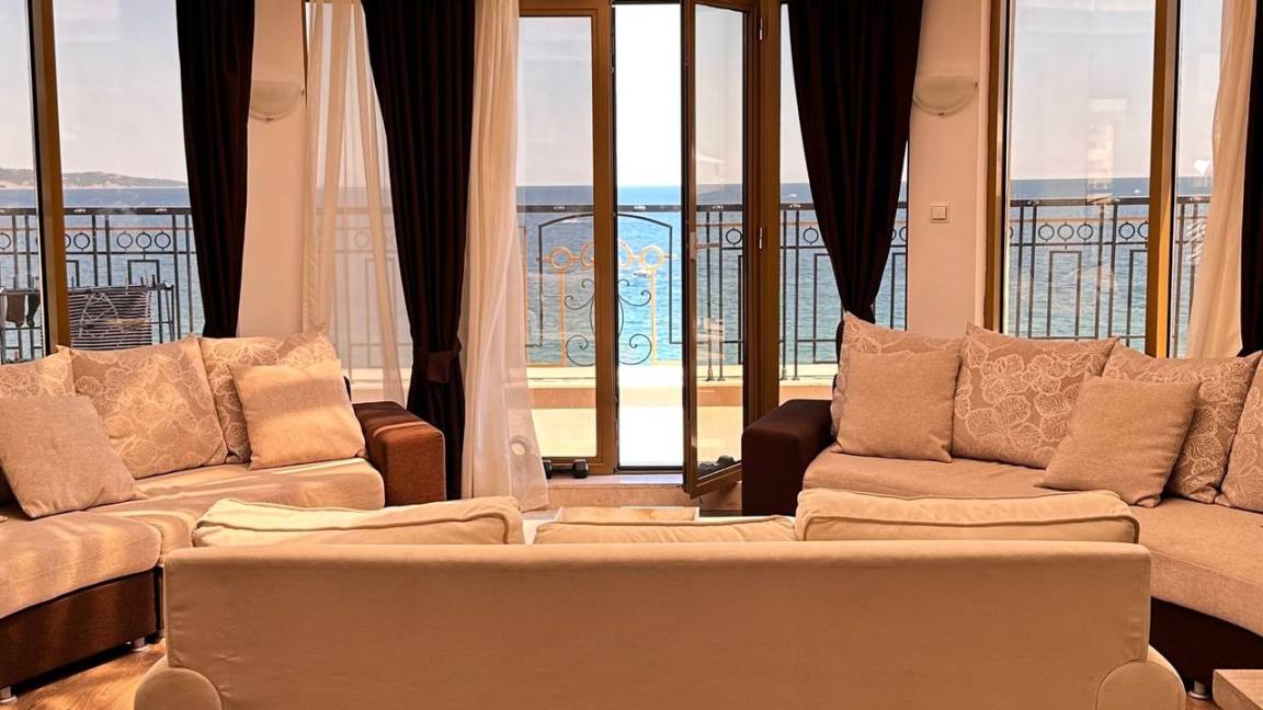 120 M² Apartment ∙ 2 Bedrooms ∙ 6 Guests - Nessebar