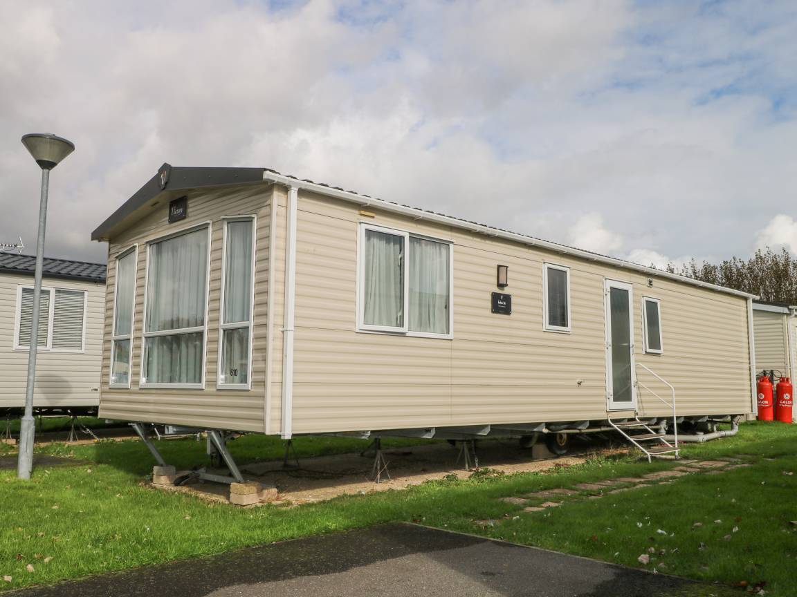 Cottage ∙ 2 Bedrooms ∙ 4 Guests - West Sussex