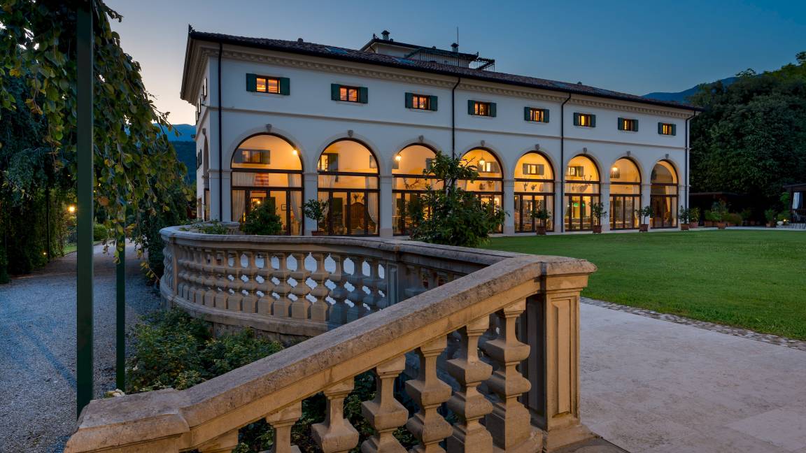 1150 M² Villa ∙ 4 Habitaciones ∙ 8 Huéspedes - Vittorio Veneto