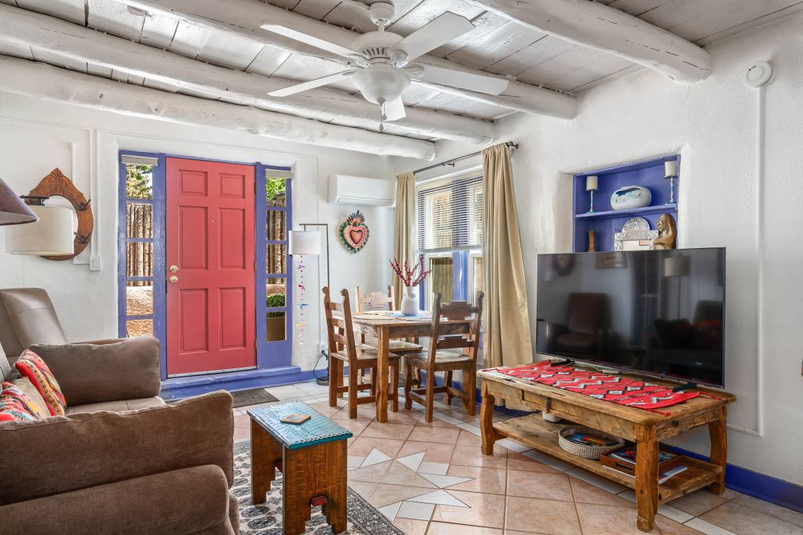 Condo ∙ 1 Bedroom ∙ 3 Guests - Santa Fe, NM