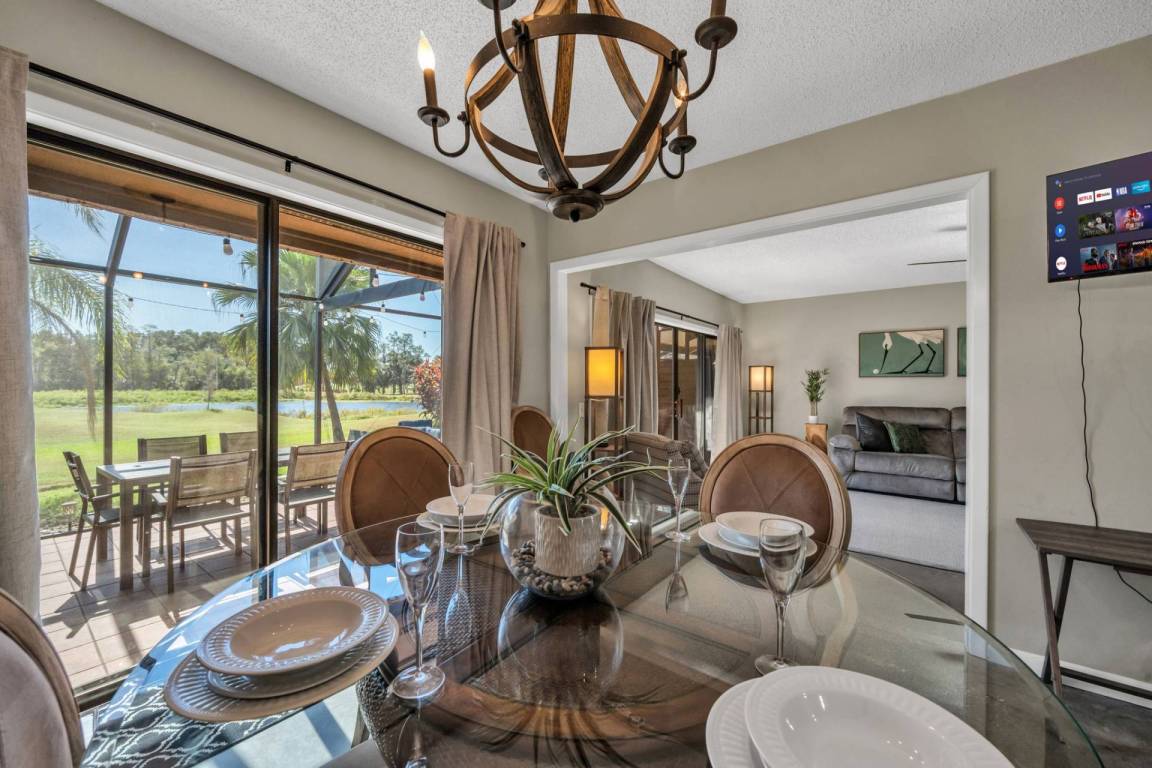 167 M² House ∙ 3 Bedrooms ∙ 6 Guests - Wesley Chapel, FL