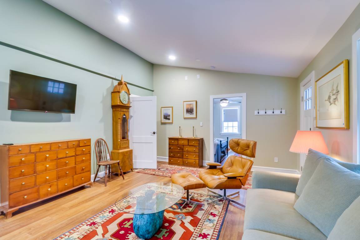 92 M² Cottage ∙ 2 Bedrooms ∙ 4 Guests - Lake Anna, VA
