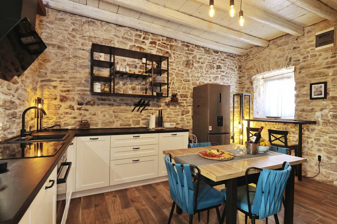 75 M² Ferienhaus ∙ 2 Schlafzimmer ∙ 6 Gäste - Vela Luka