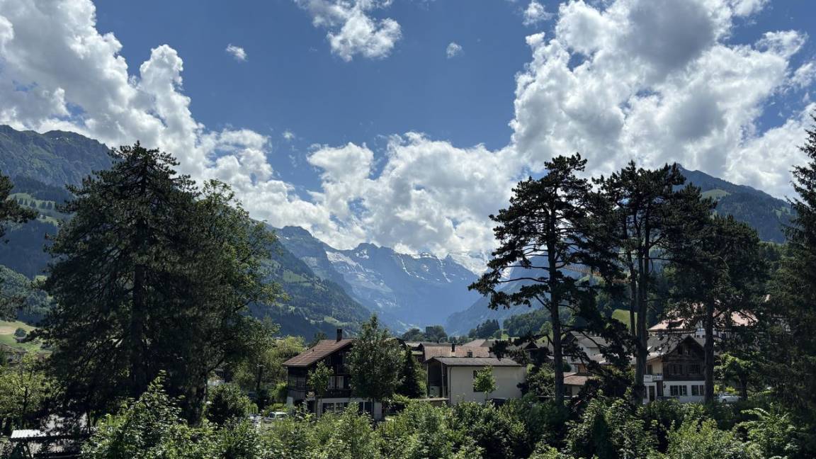 90 M² Appartement ∙ 3 Chambres ∙ 6 Personnes - Frutigen