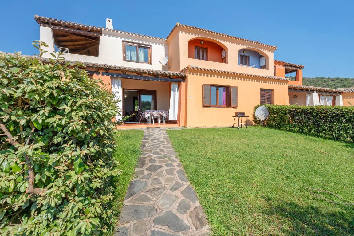 60 M² Ferienwohnung ∙ 2 Schlafzimmer ∙ 4 Gäste - San Teodoro