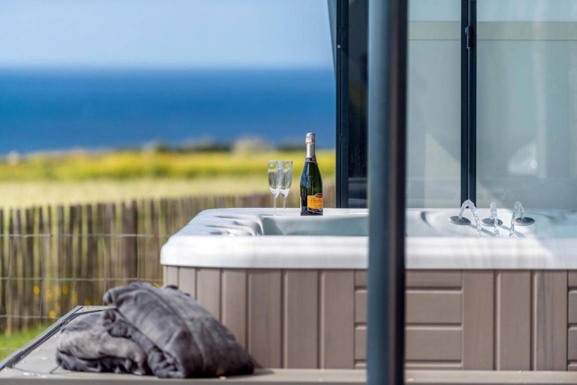 80 M² Maison De Vacances ∙ 4 Chambres ∙ 6 Personnes - Plougonvelin