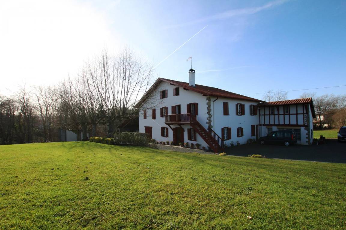 80 M² Gîte ∙ 3 Chambres ∙ 6 Personnes - Saint-Pée-sur-Nivelle