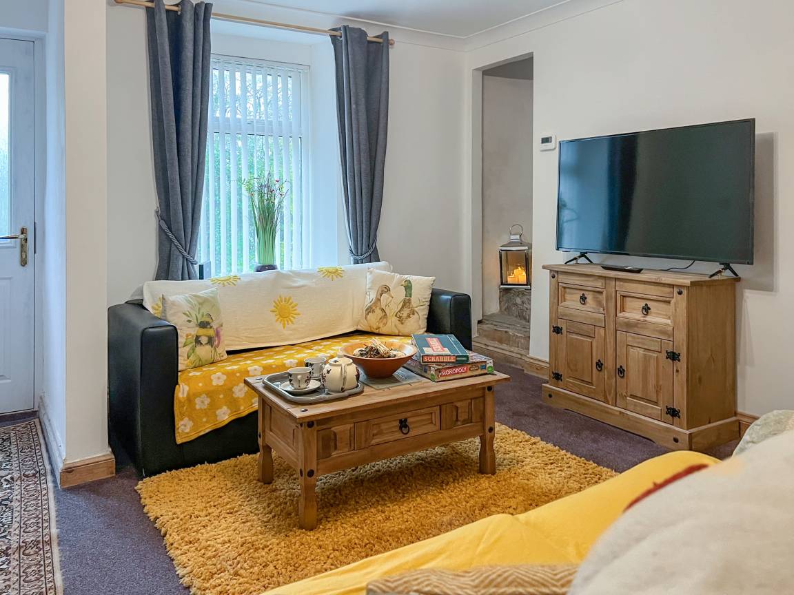 Cottage ∙ 3 Bedrooms ∙ 6 Guests - South Wales