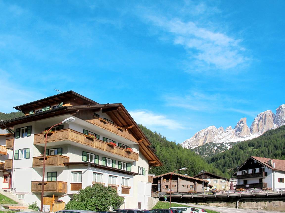 100 M² Ferienwohnung ∙ 4 Schlafzimmer ∙ 9 Gäste - Campitello di Fassa