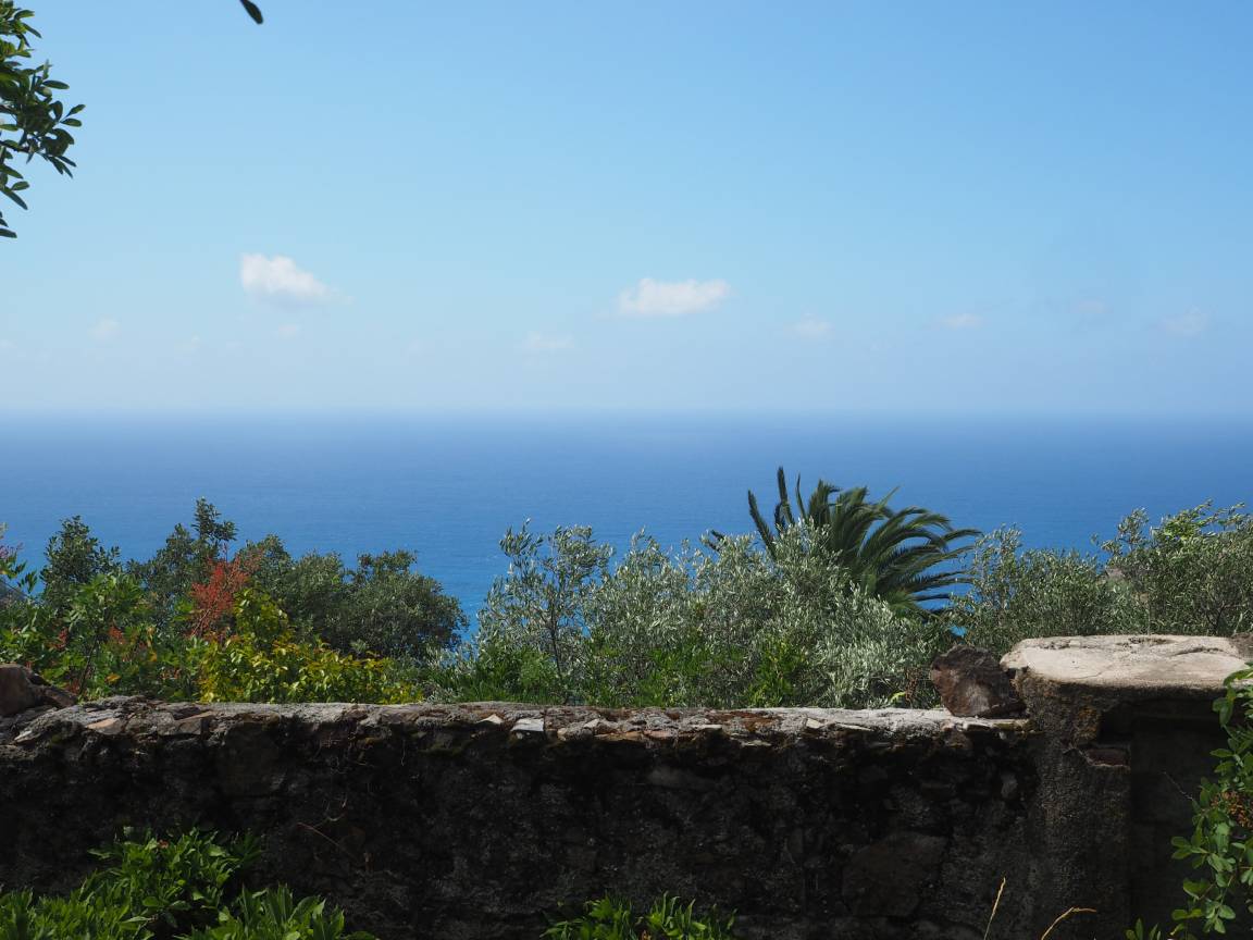 45 M² House ∙ 1 Bedroom ∙ 5 Guests - Levanto