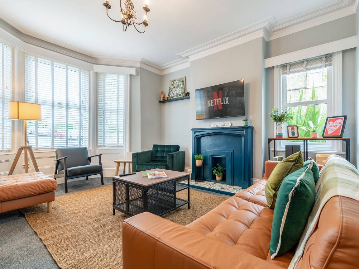 Cottage ∙ 5 Bedrooms ∙ 10 Guests - Scarborough