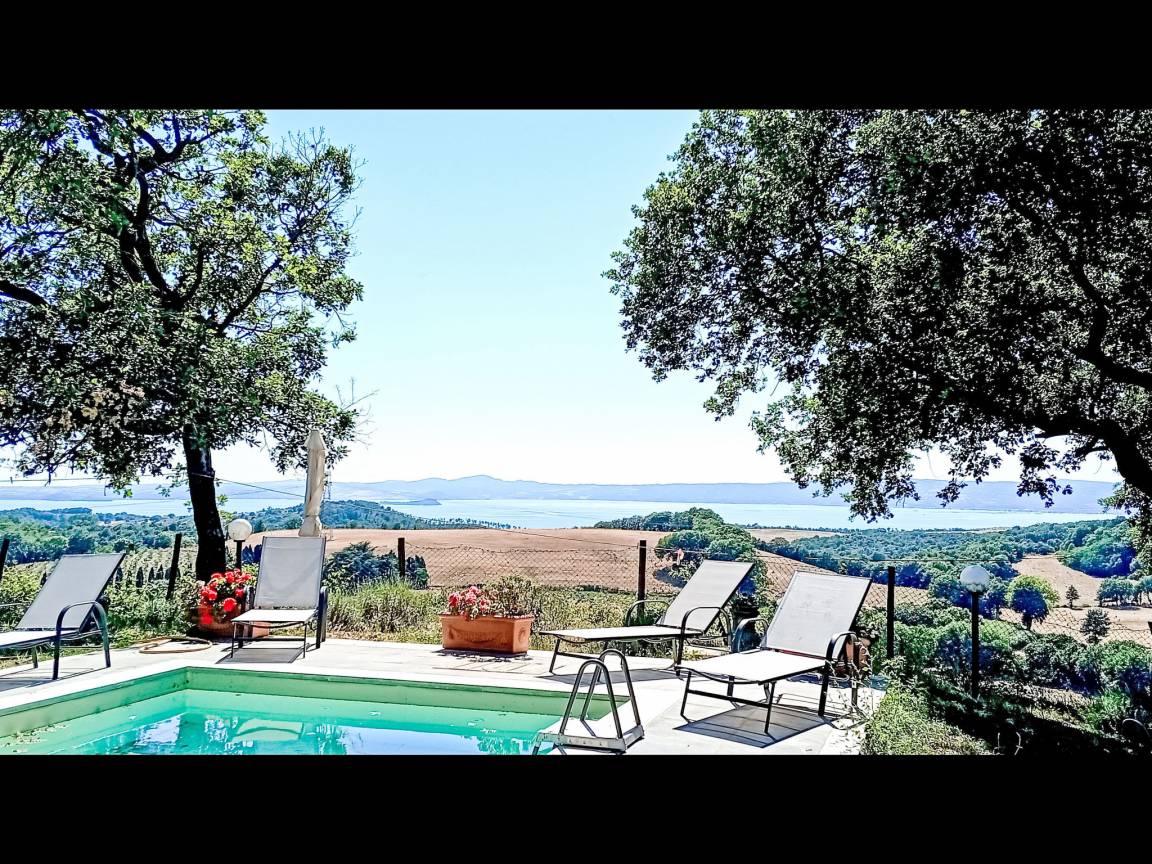 160 M² Maison De Vacances ∙ 5 Chambres ∙ 10 Personnes - Bolsena