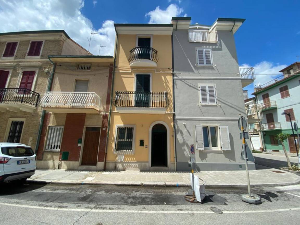 11 M² Ferienwohnung ∙ 1 Schlafzimmer ∙ 2 Gäste - Porto Recanati
