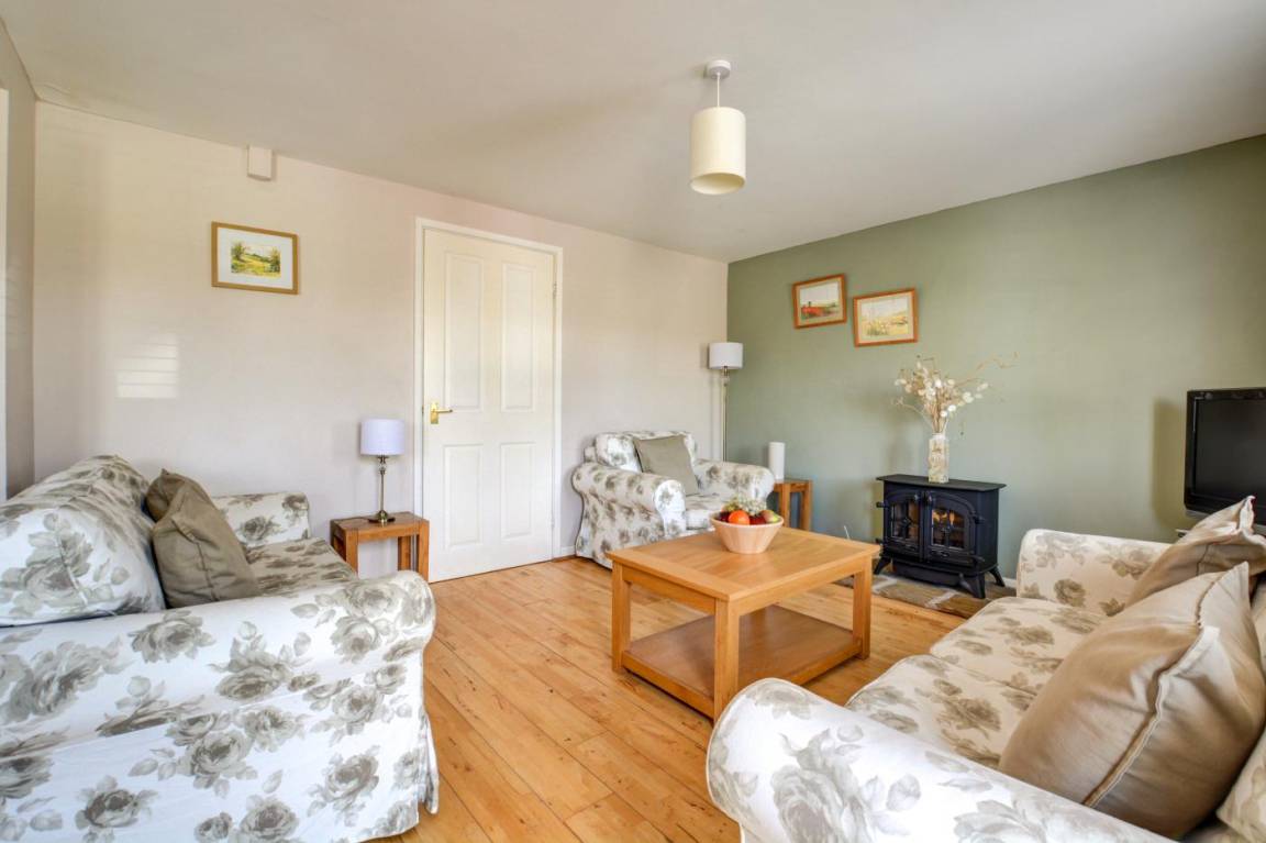 Cottage ∙ 2 Bedrooms ∙ 5 Guests - Wroxham