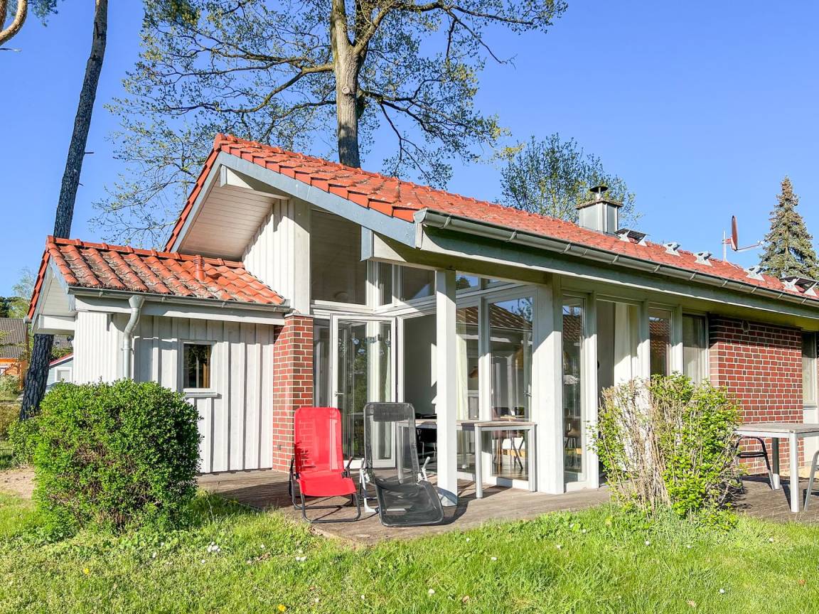 67 M² House ∙ 2 Bedrooms ∙ 4 Guests - Röbel