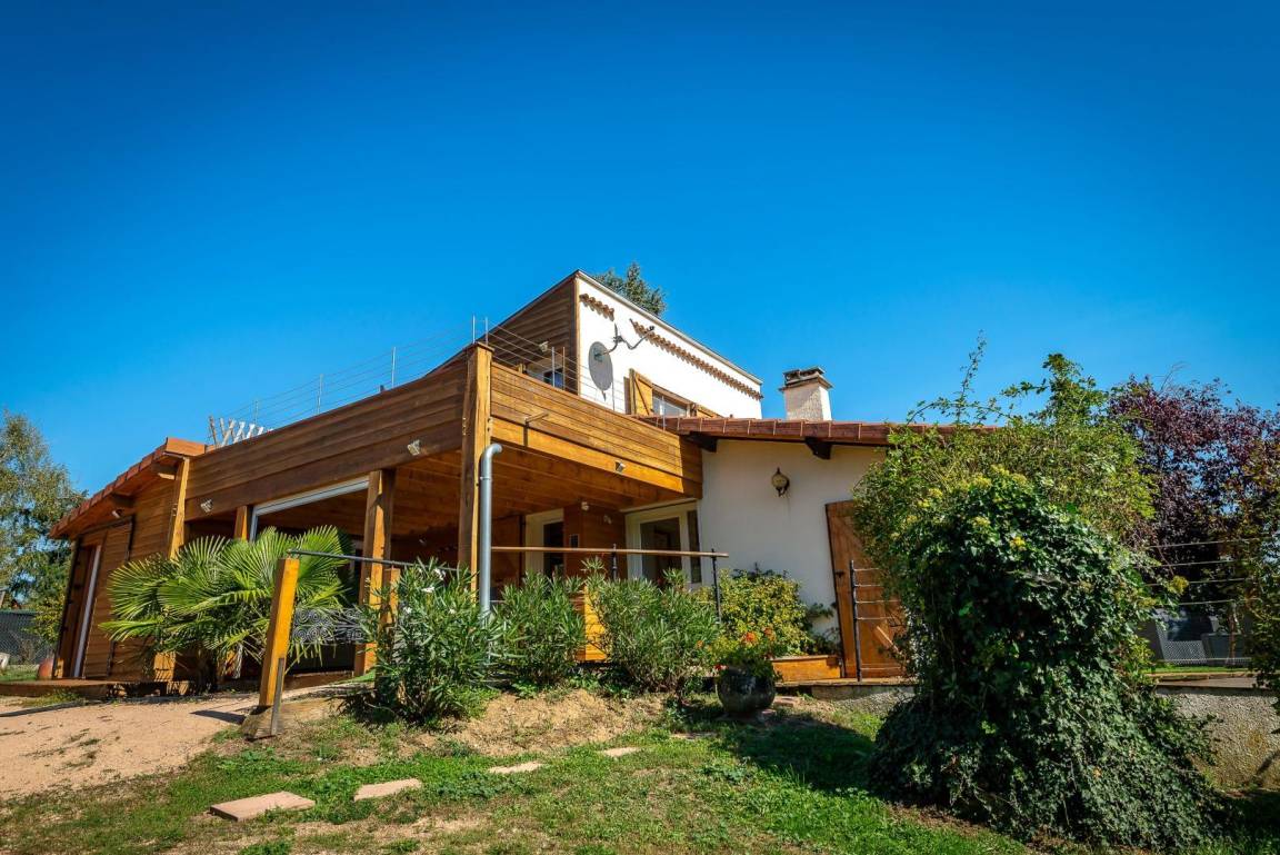 120 M² Gîte ∙ 2 Schlafzimmer ∙ 4 Gäste - Auvergne