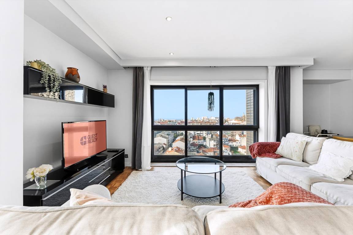 130 M² Appartement ∙ 3 Slaapkamers ∙ 6 Gasten - Porto