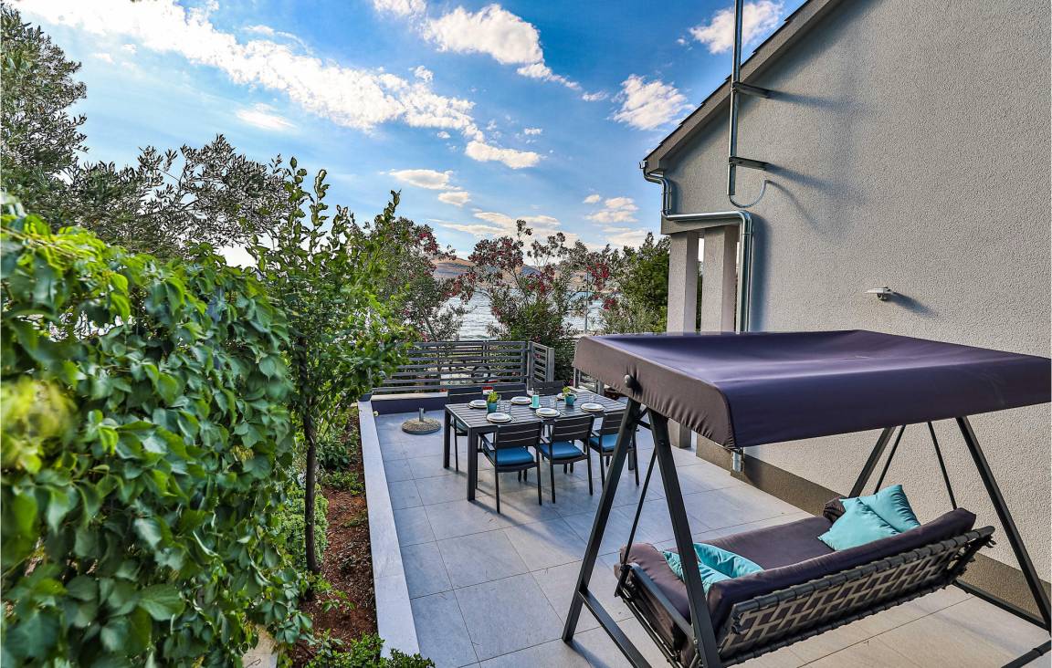 92 M² Maison De Vacances ∙ 2 Chambres ∙ 6 Personnes - Trogir