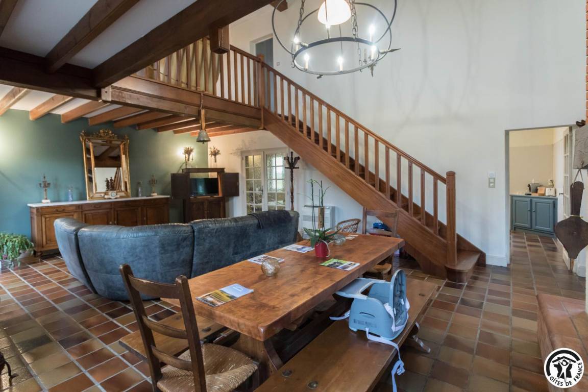 196 M² Gîte ∙ 5 Chambres ∙ 8 Personnes - Muret