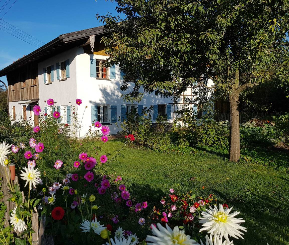54 M² Ferienwohnung ∙ 1 Schlafzimmer ∙ 3 Gäste - Peiting