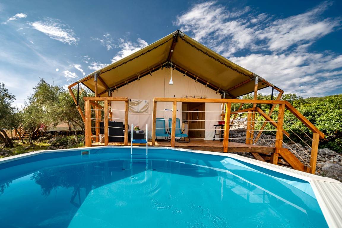 Camping ∙ 1 Bedroom ∙ 6 Guests - Njivice