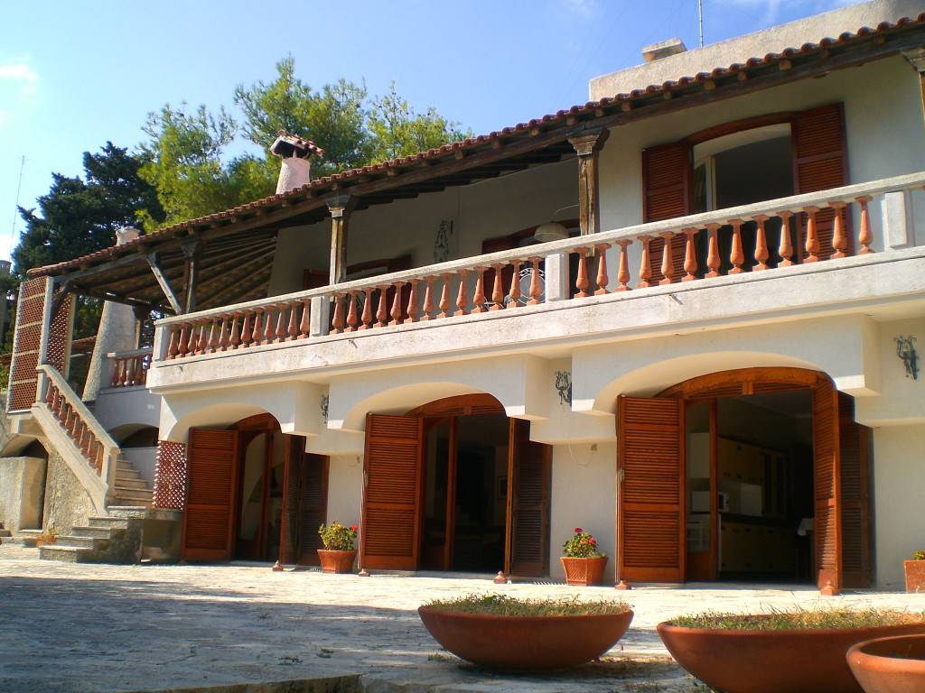 900 M² Villa ∙ 5 Bedrooms ∙ 12 Guests - Torre dell'Orso