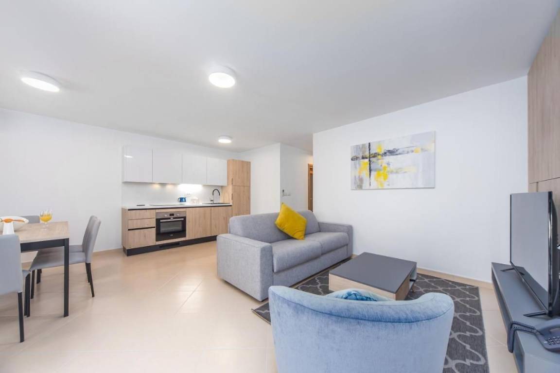 100 M² Apartamento ∙ 2 Habitaciones ∙ 6 Huéspedes - Umag