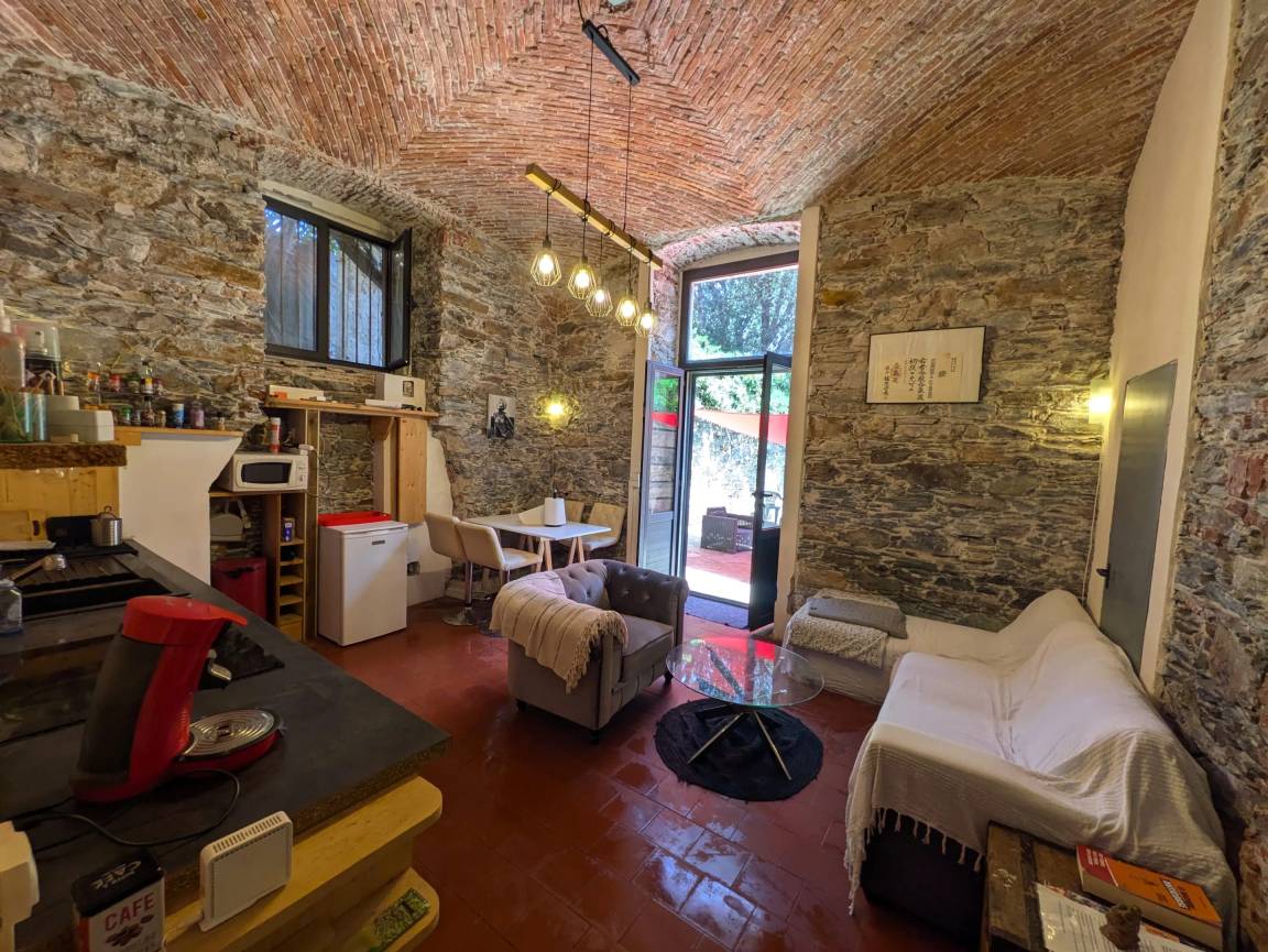 75 M² Ferienwohnung ∙ 2 Schlafzimmer ∙ 4 Gäste - Bastia