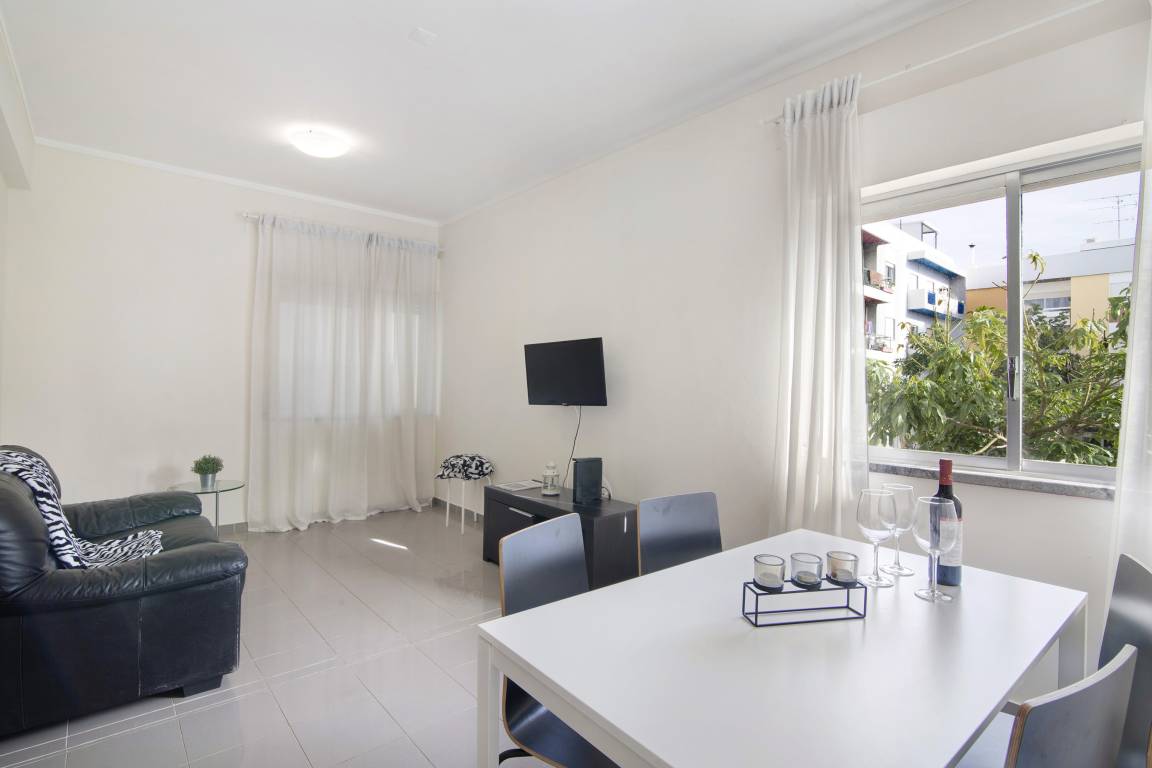 80 M² Apartment ∙ 2 Bedrooms ∙ 4 Guests - Faro