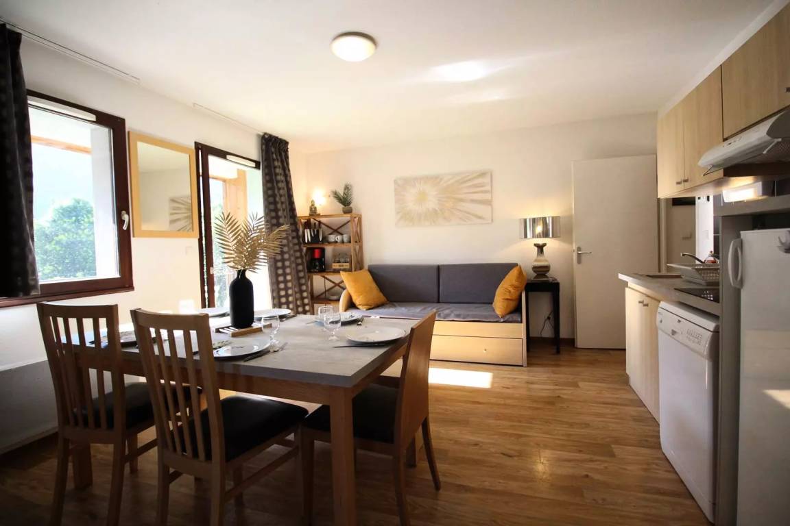 44 M² Appartement ∙ 2 Chambres ∙ 6 Personnes - Bagnères-de-Luchon