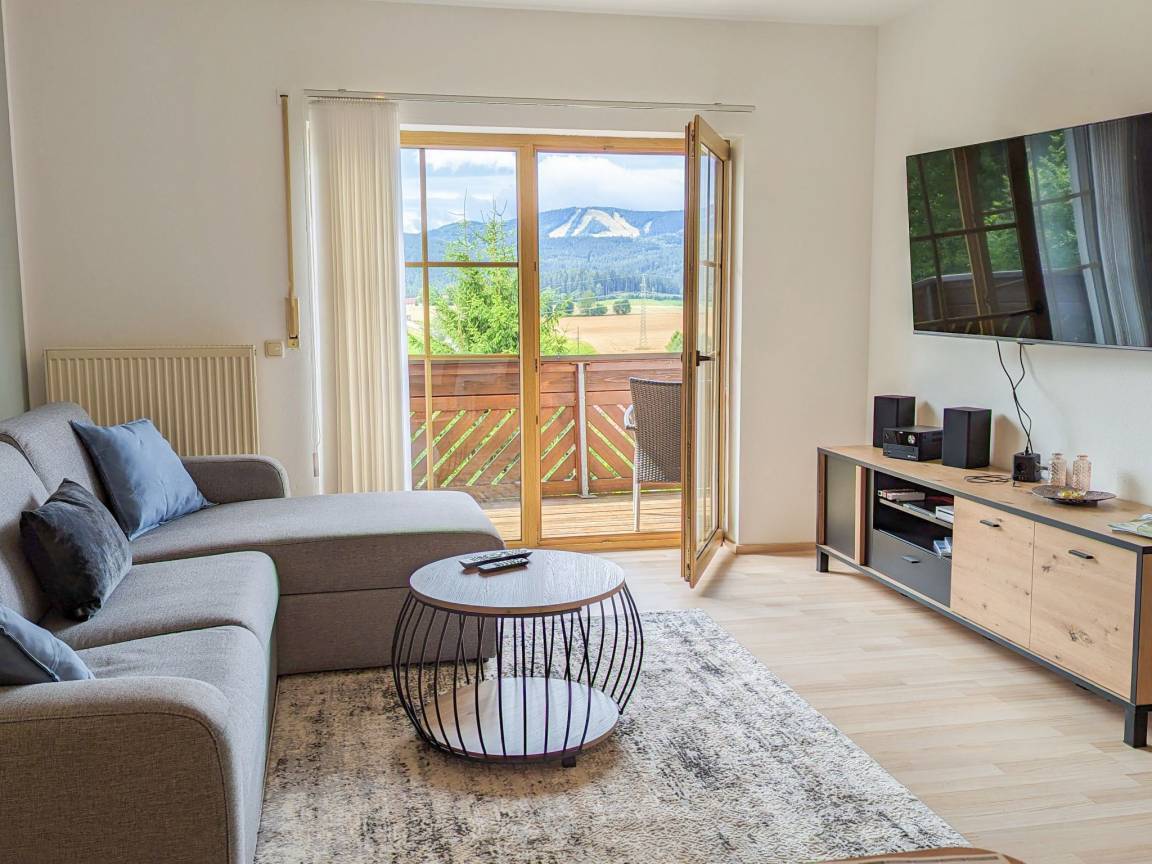 60 M² Huoneisto ∙ 1 Makuuhuone ∙ 5 Vierasta - Bischofsmais