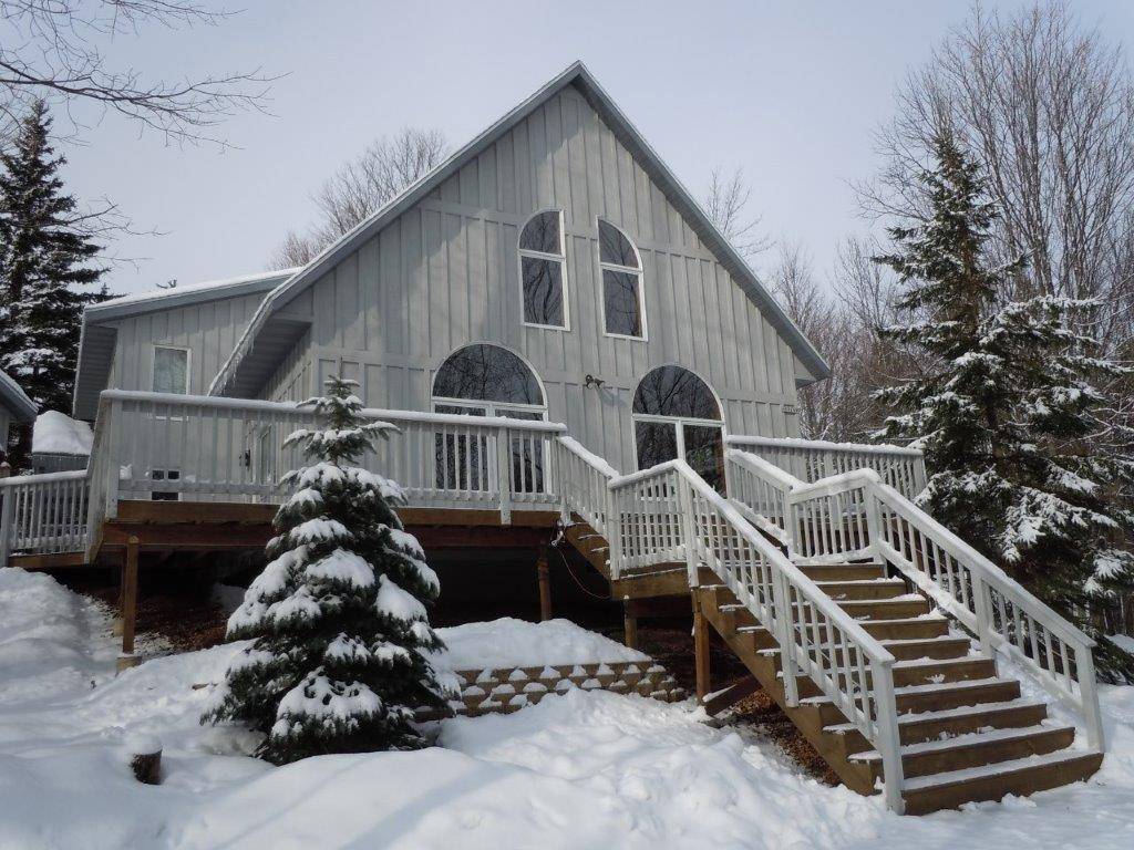 House ∙ 5 Bedrooms ∙ 14 Guests - Michigan