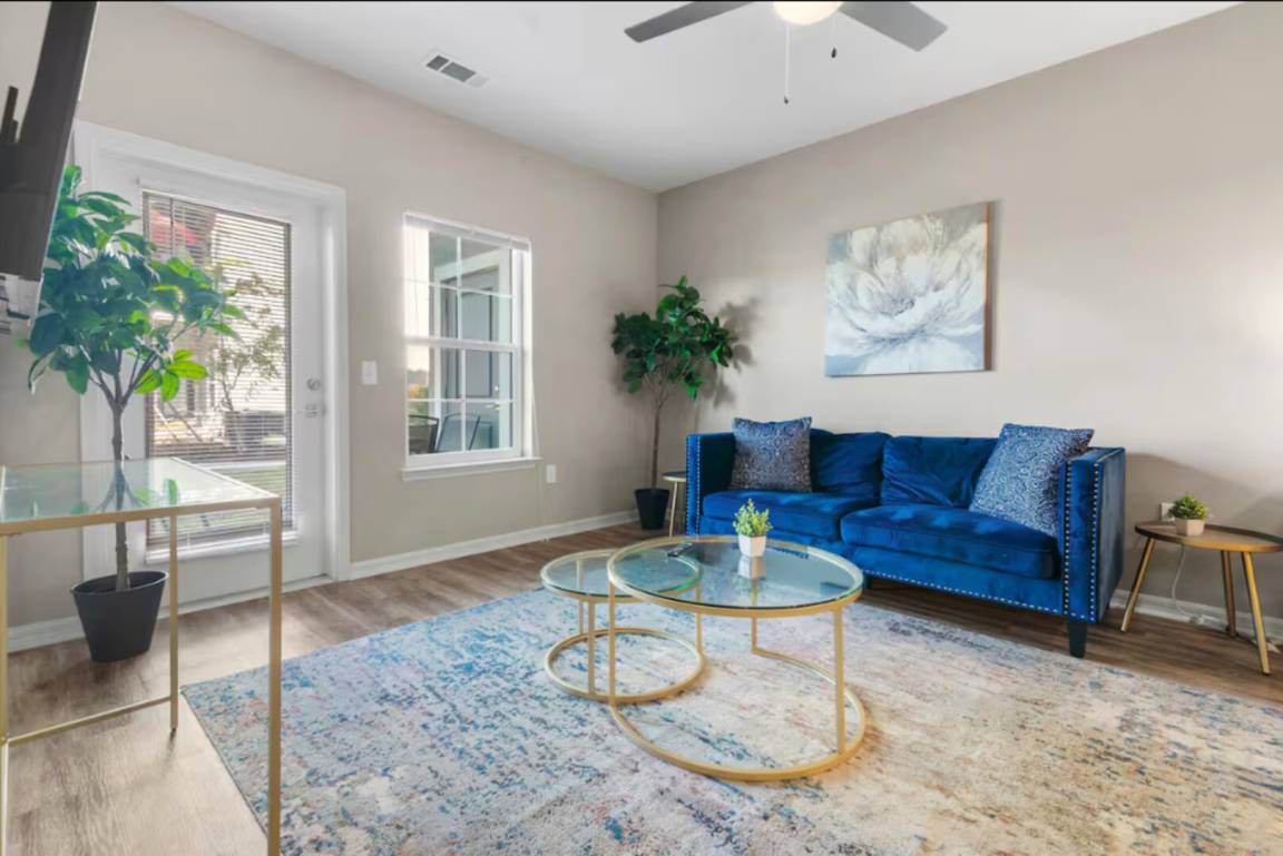 111 M² Condo ∙ 2 Bedrooms ∙ 8 Guests - Melbourne, FL