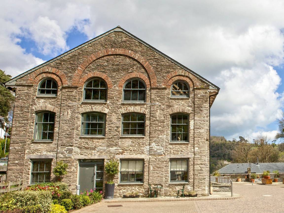Cottage ∙ 2 Bedrooms ∙ 4 Guests - Kingswear